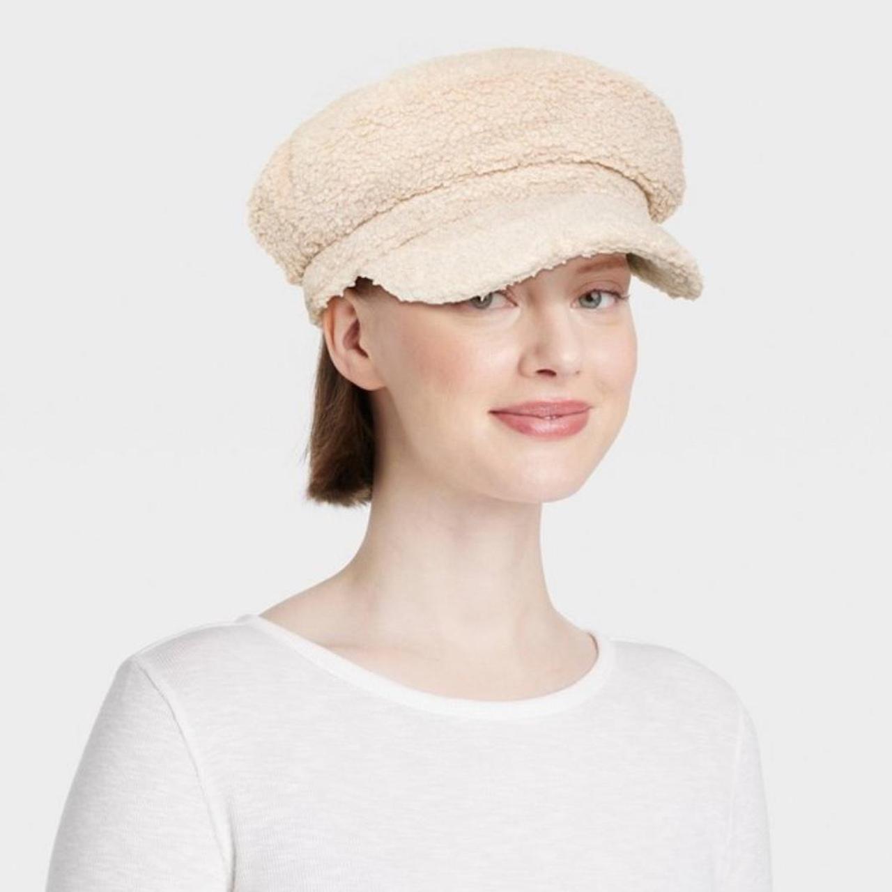 Oversized Sherpa Hat One size Worn only... - Depop