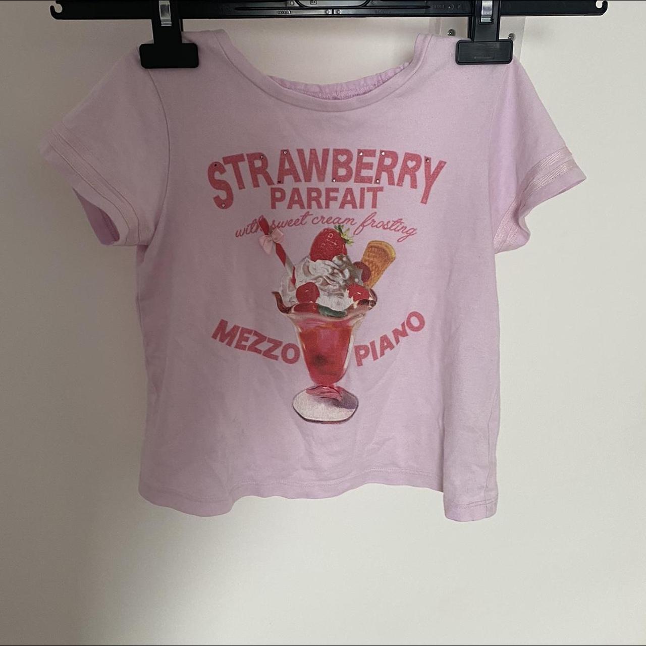 Women's Pink T-shirt | Depop