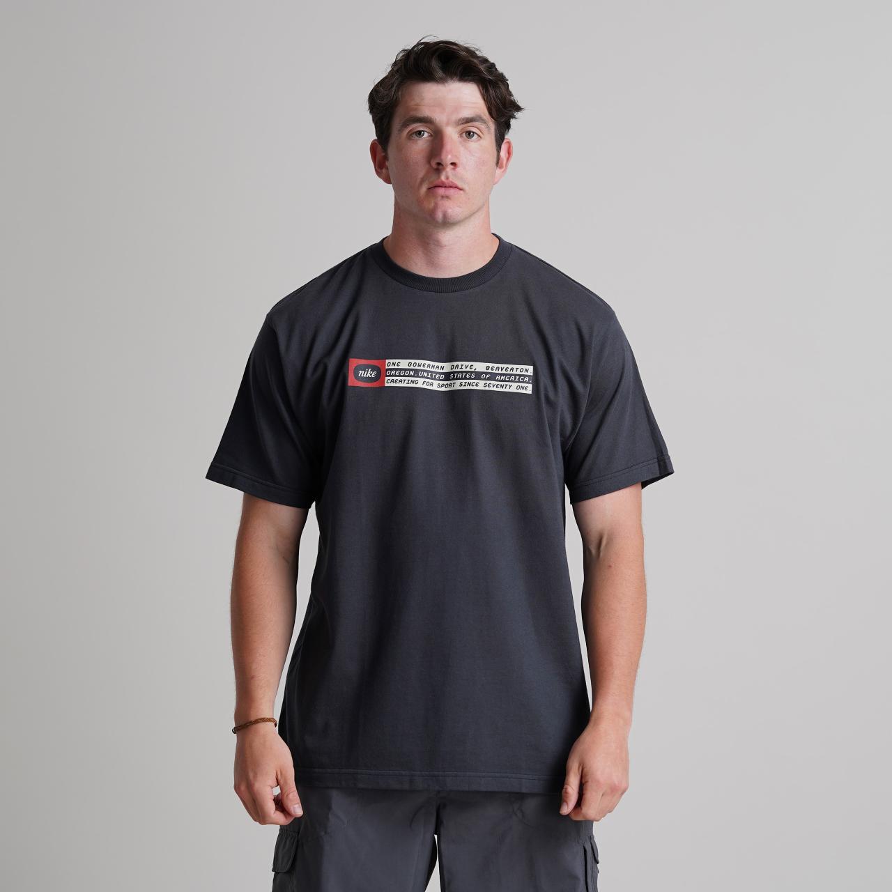 Nike Men's multi T-shirt | Depop