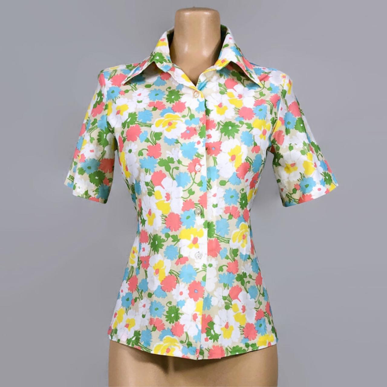 This is an iconic vintage 1970's women's top made by... - Depop