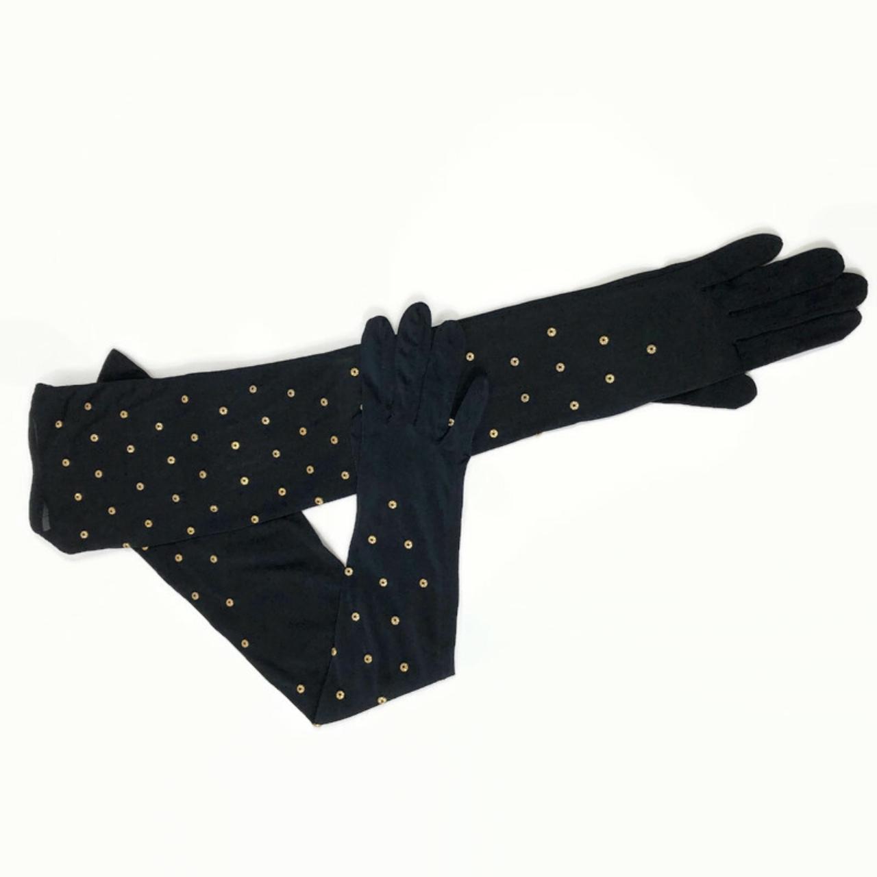 This is an incredible and truly unique pair of... - Depop