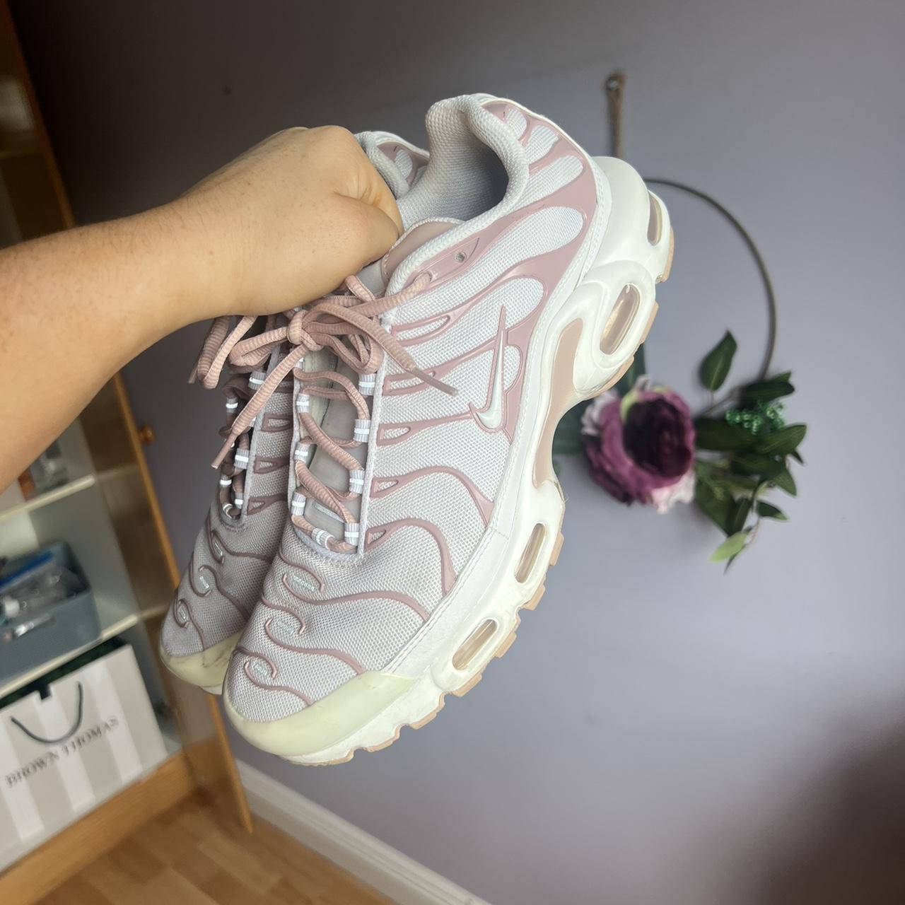 Nike tns pink and white uk 6 worn a few times one of... - Depop