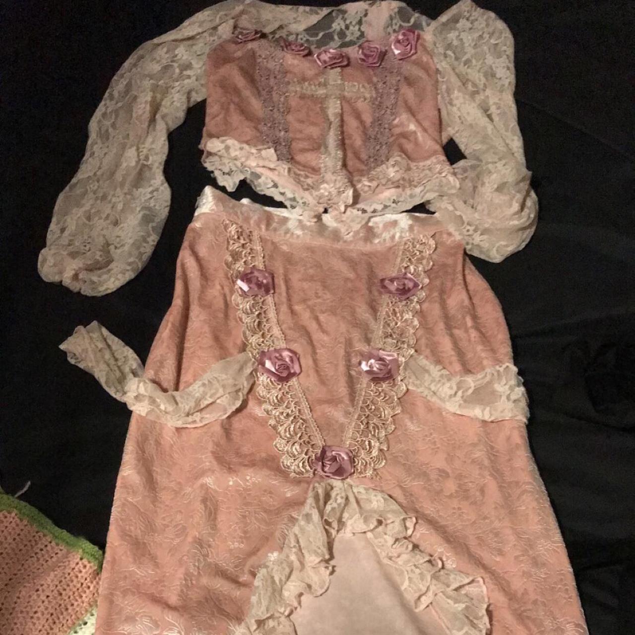 Devil inspired pink fishtail set by bloody... - Depop