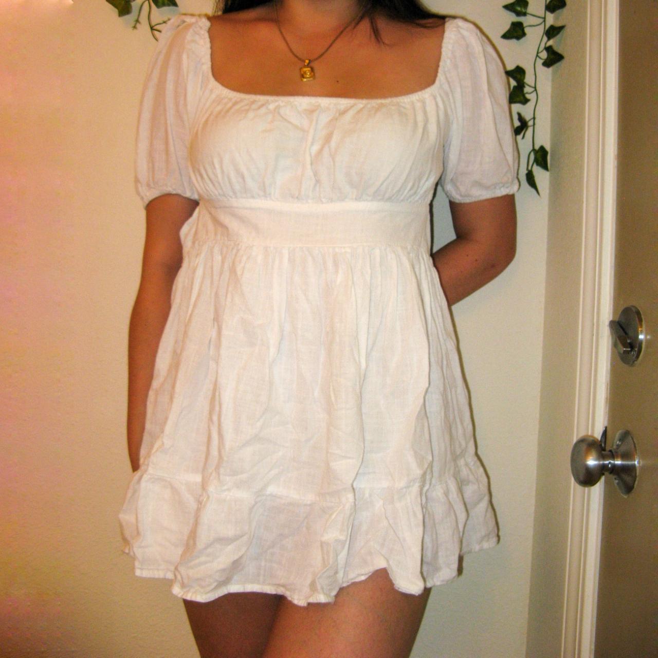 ˚୨୧⋆｡˚ ⋆ WHITE DRESS⋆ ˚｡⋆୨୧˚ 💞 3 ITEMS/ $35 BUNDLE... - Depop