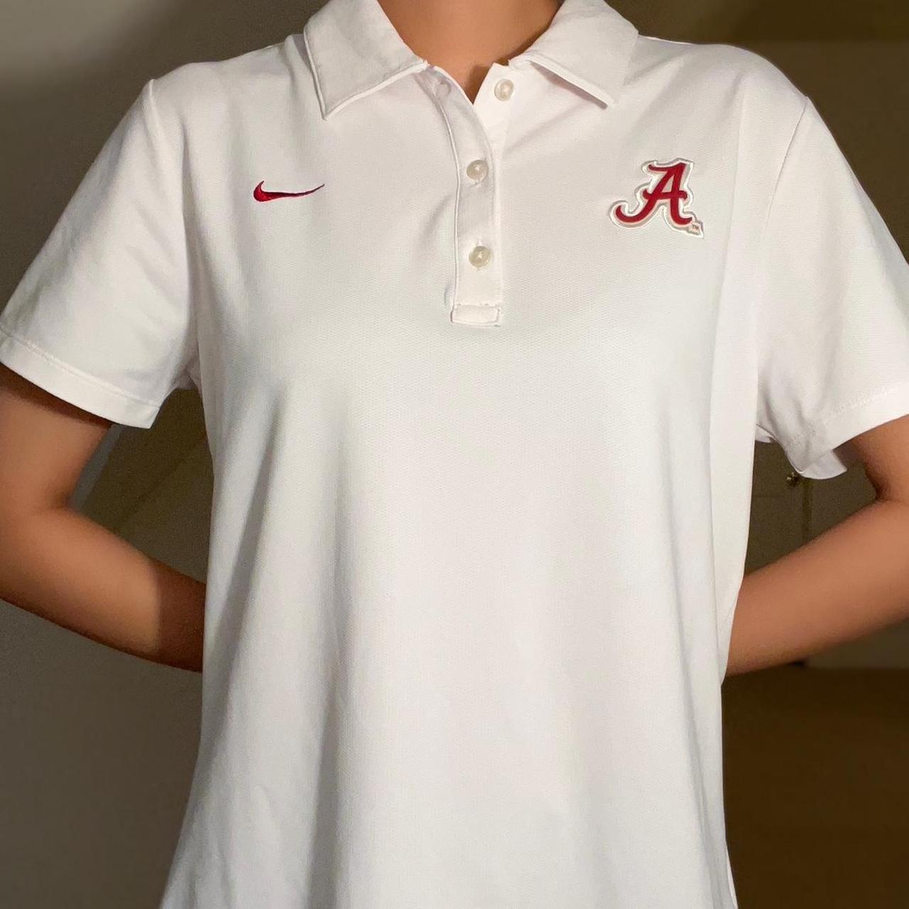 Nike Women's White and Red Polo-shirts | Depop