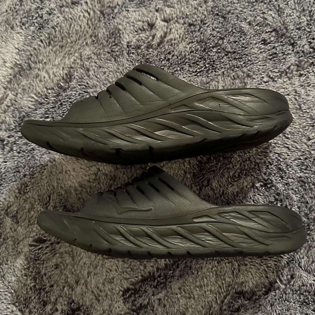 Hoka one ora recovery slides in a men’s size... - Depop