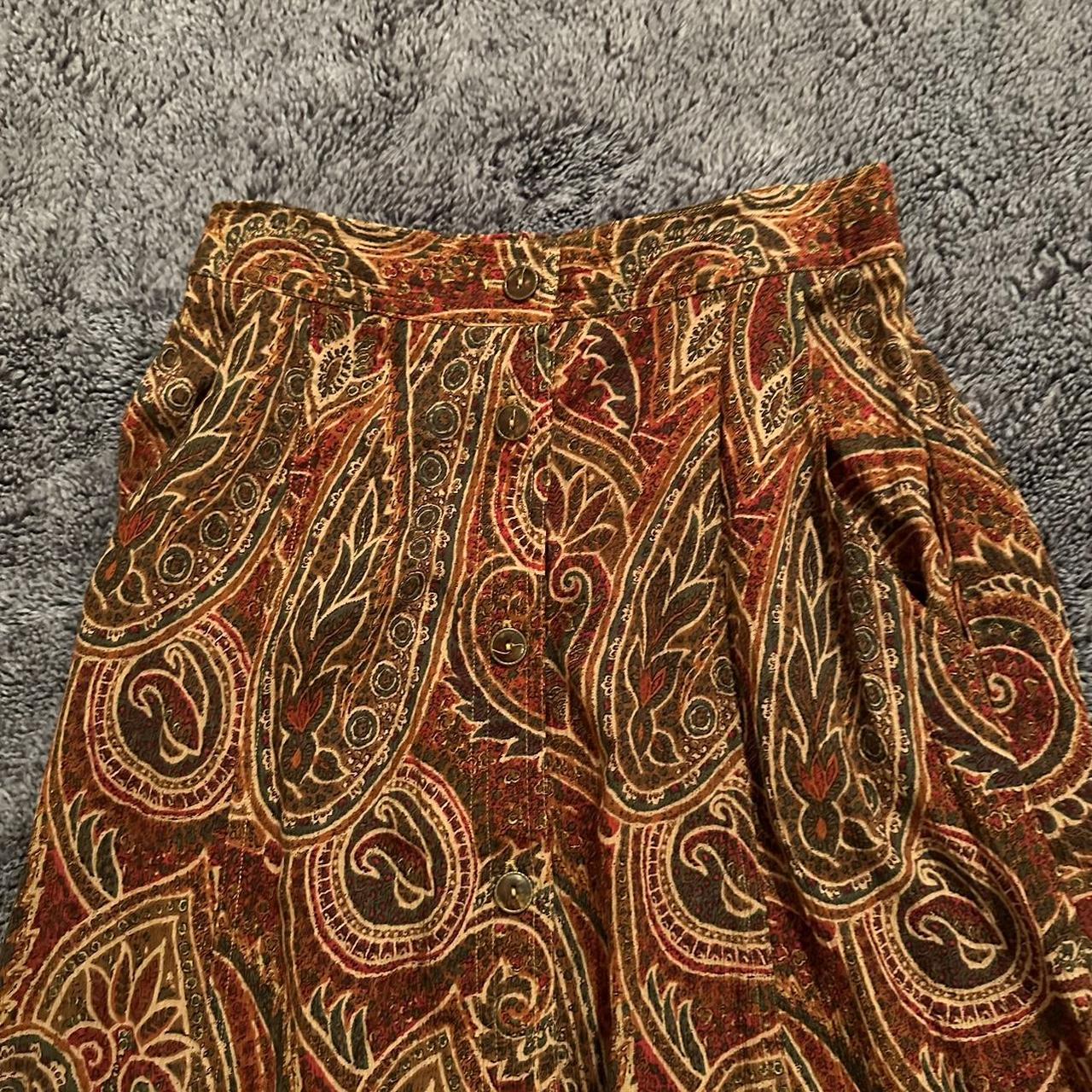 Vintage Koret maxi skirt in a size small, has... - Depop