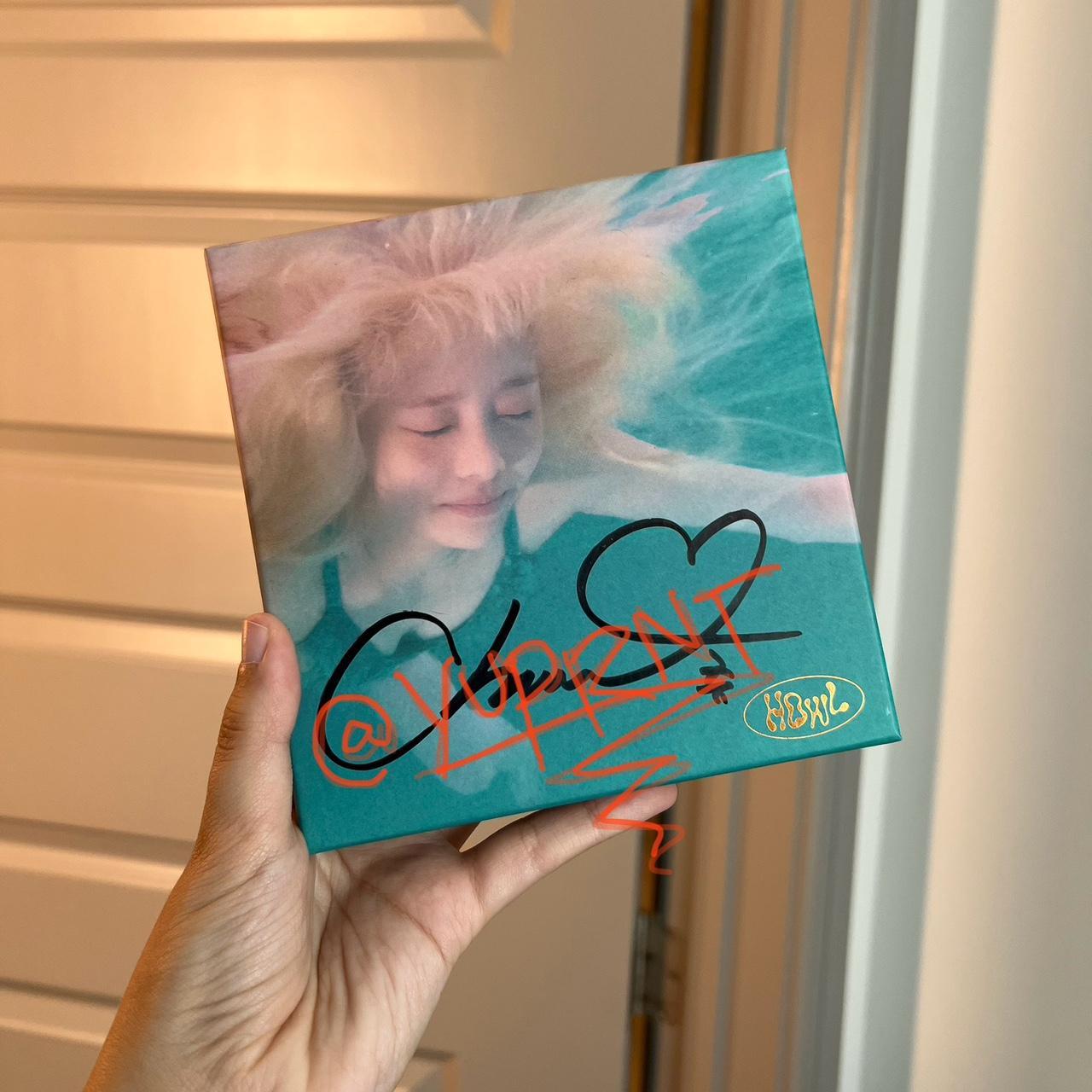 signed chuu howl album - comes with all... - Depop