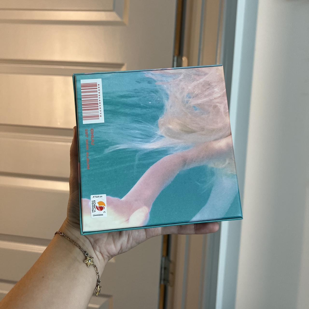 signed chuu howl album - comes with all... - Depop