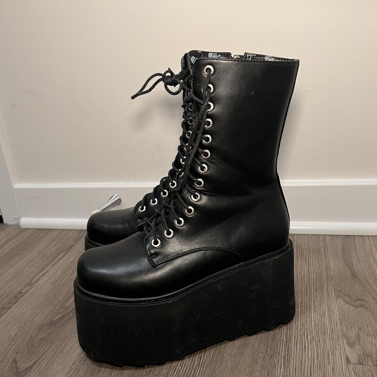 LAMODA steady platform combat boot from dolls kill.... - Depop