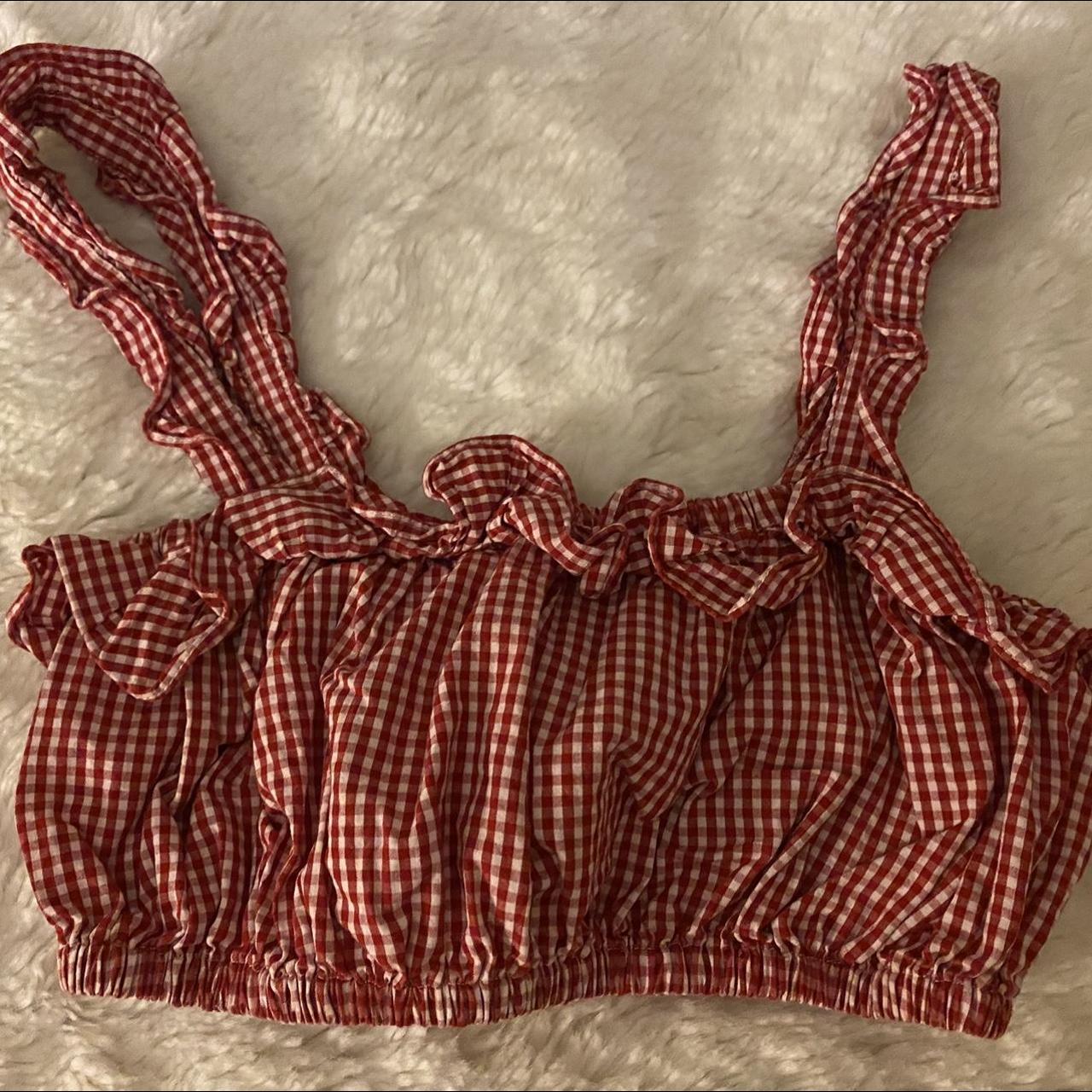 Realllly cute red and white gingham crop top Wish... - Depop