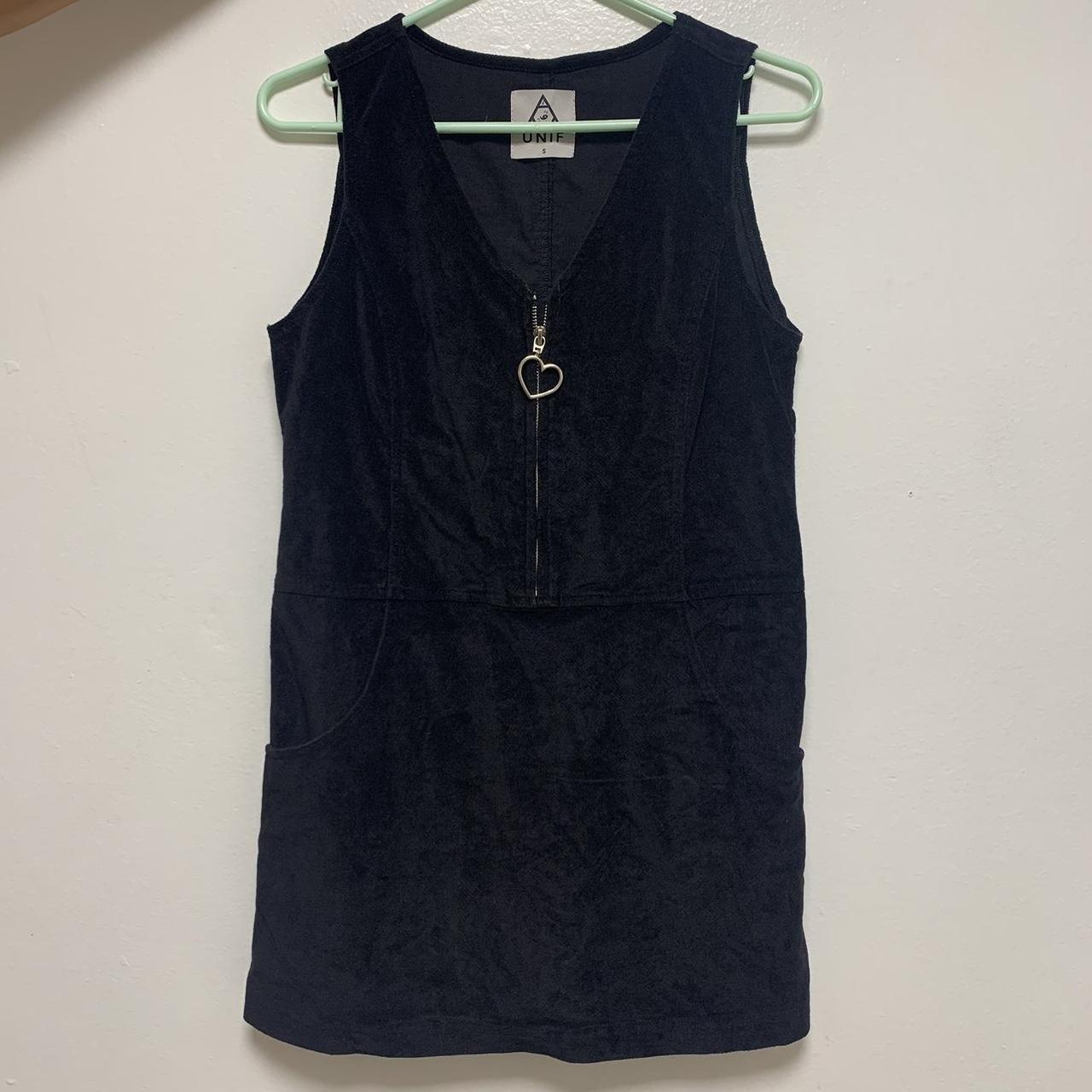 Black unif heart zip jumper - Depop