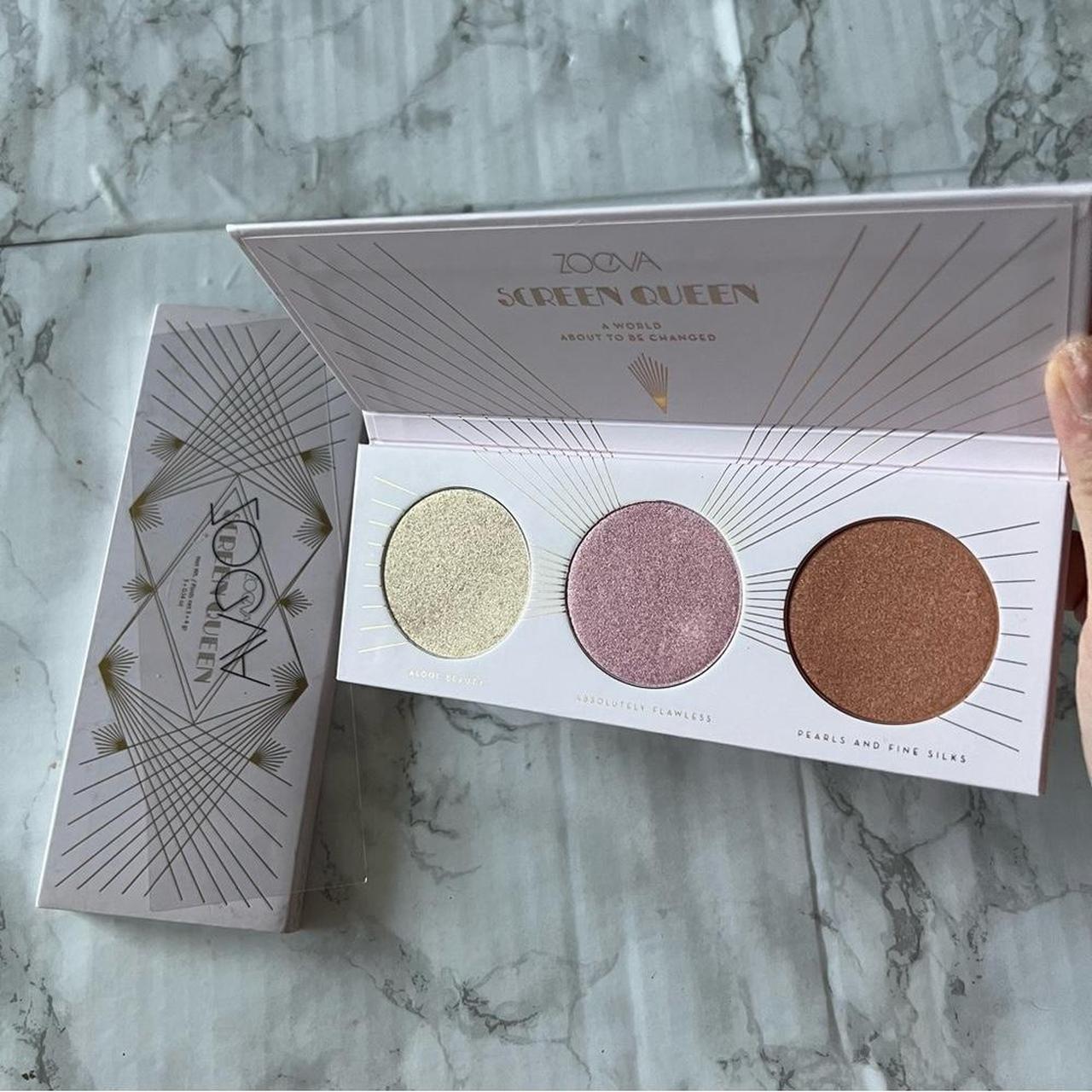 zoeva screen queen highlighter palette Brand new... - Depop