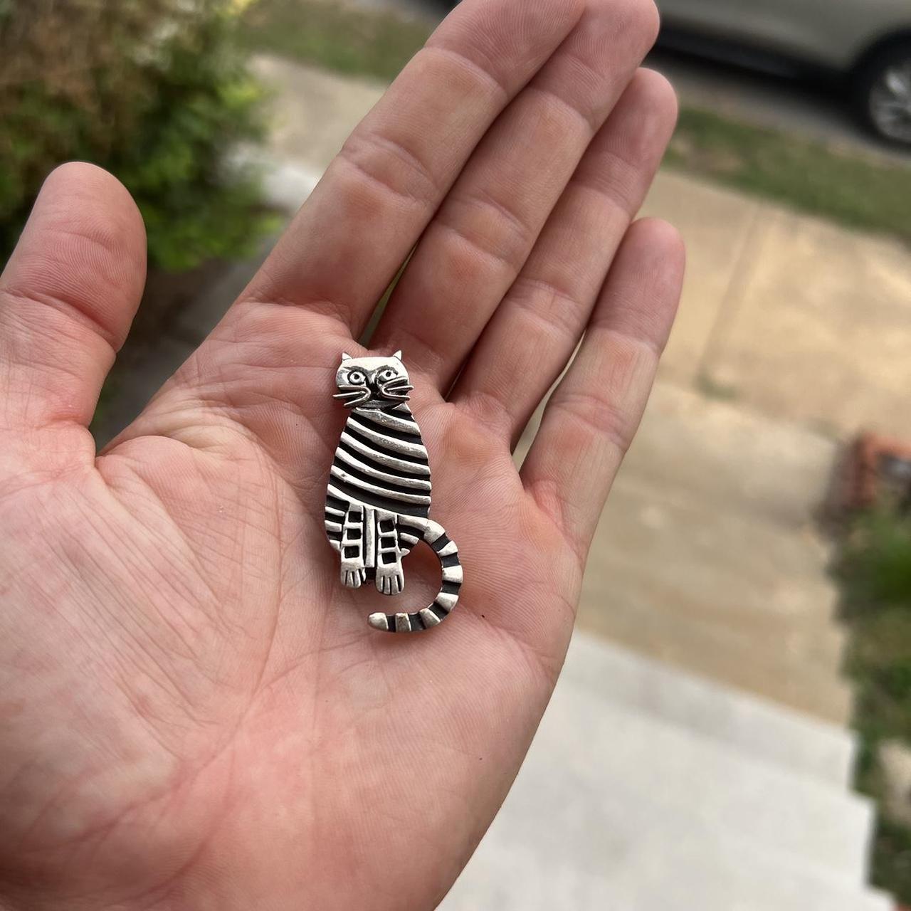 Cat Pin/Broach #cat #catpin #catbroach #catjewelry... - Depop