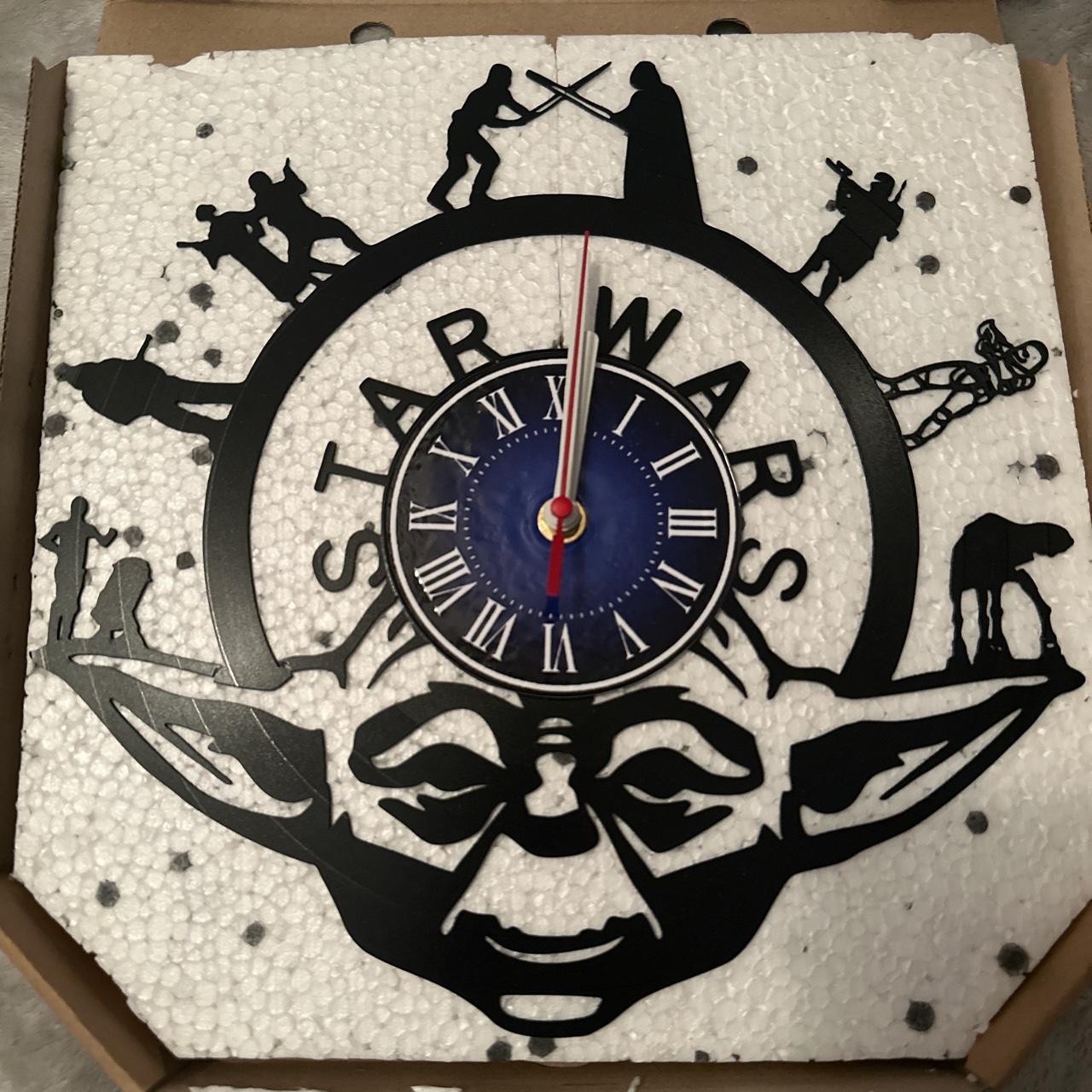 never used handmade Star Wars clock tiny break in... - Depop