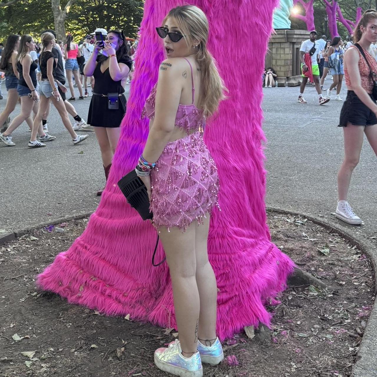 Pink sequin fringe 2pc set -perfect for festival or... - Depop