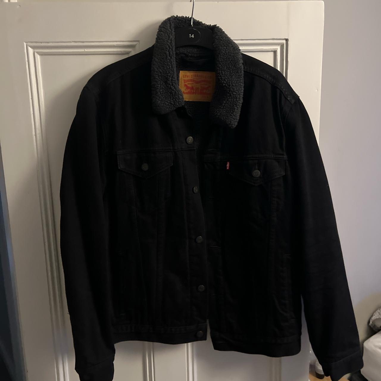 Levi’s black denim jacket size Large - Depop