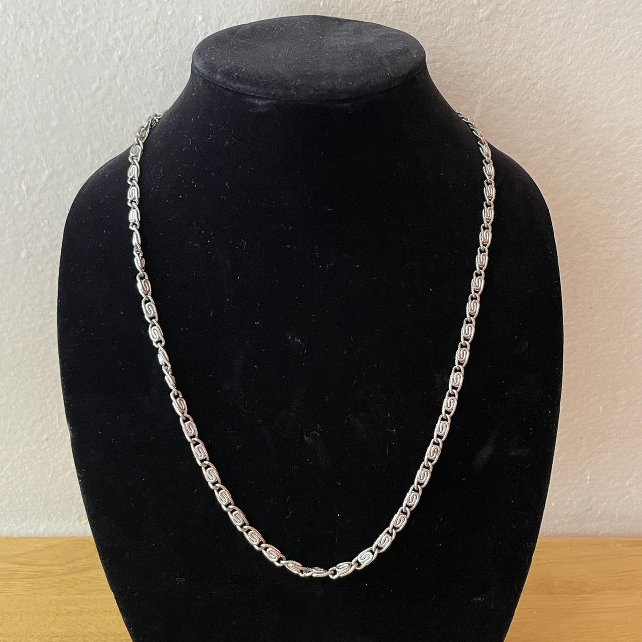 Vintage Silver Tone Chain Necklace. Length... - Depop