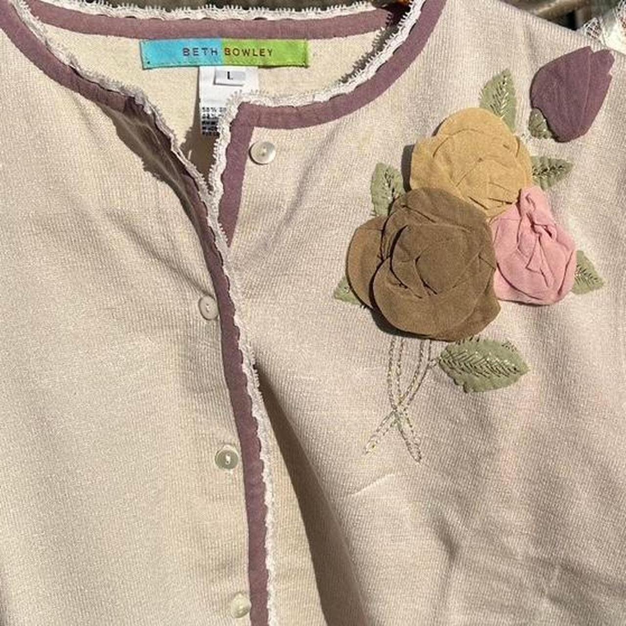 Beth Bowley Women’s Large Cardigan Sweater Cream... | Depop