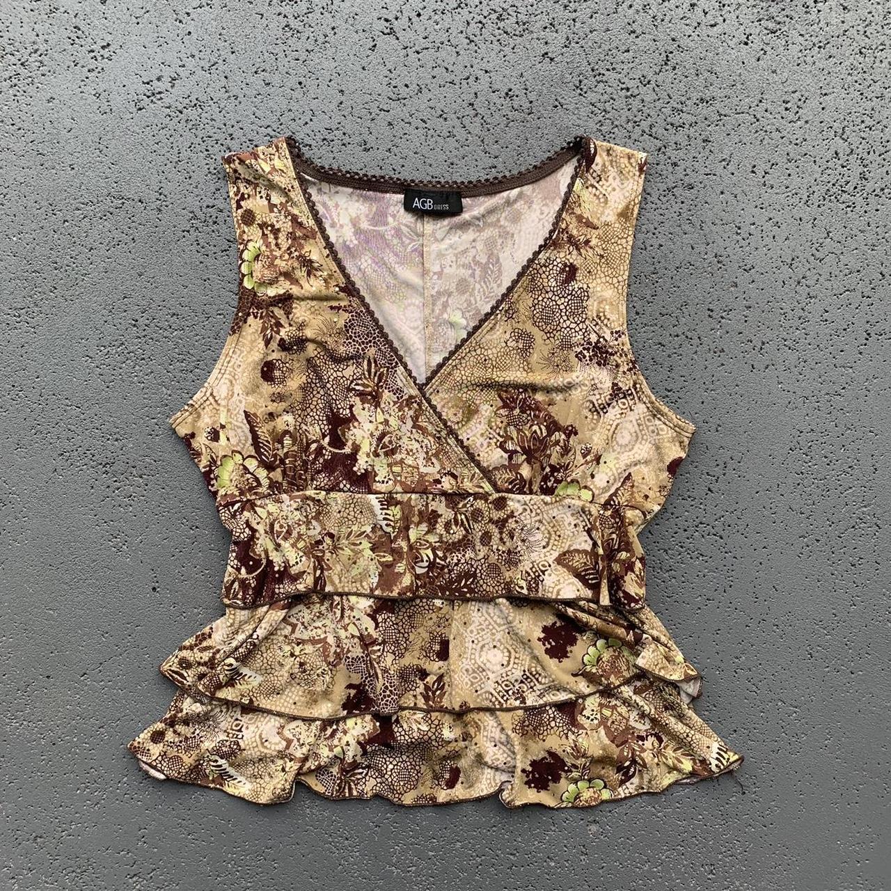 y2k ruffle floral print tank top blouse size... - Depop