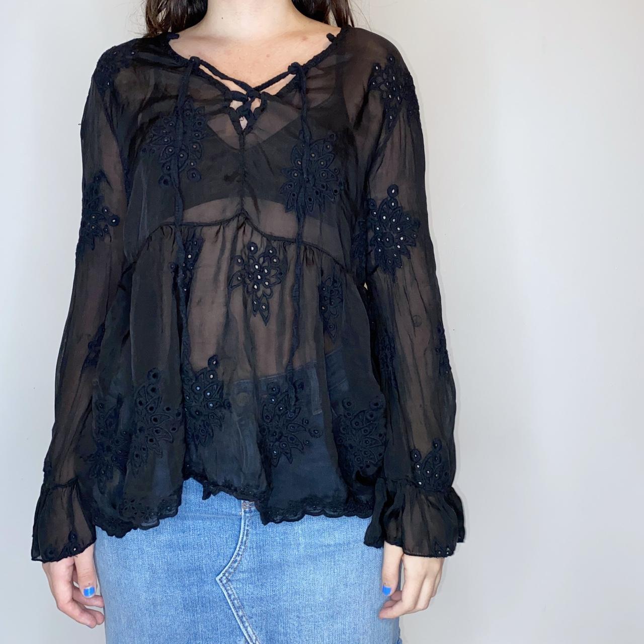sheer flowy top this is so adorable. in perfect... - Depop