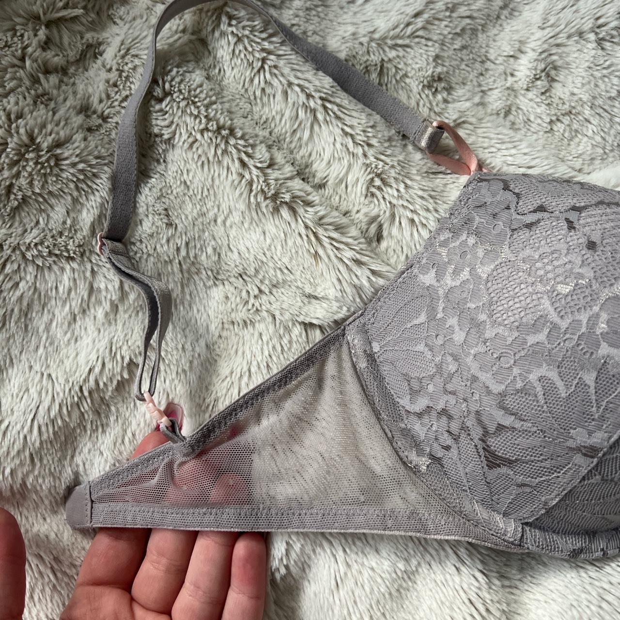 Victoria Secret Push Up Bra Never Worn Has Mesh Depop