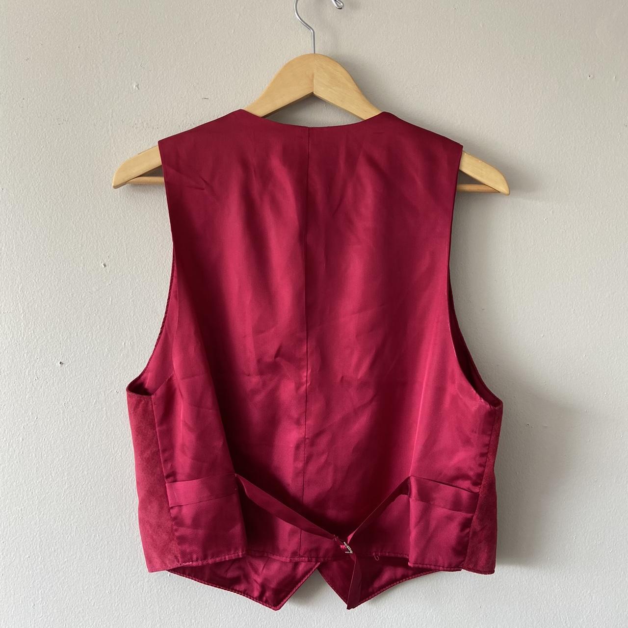 American Vintage Men's Red Gilet | Depop