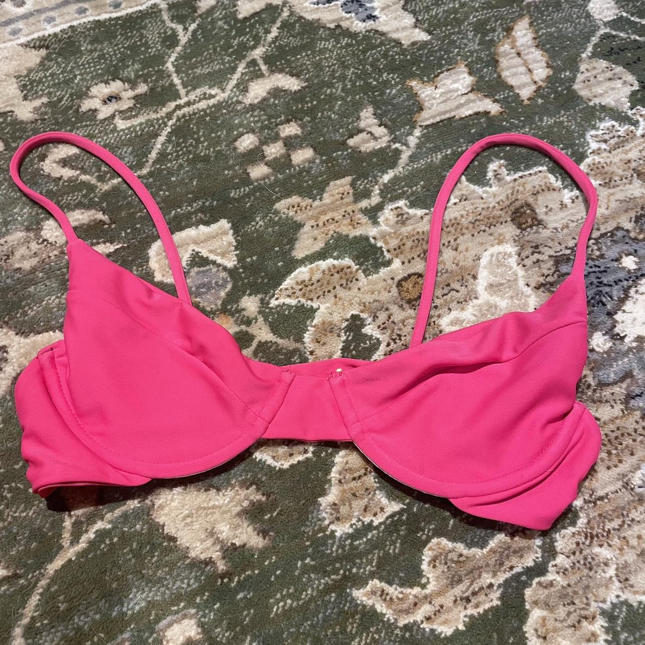 Benoa Shea Top in Pitaya super cute benoa bikini!... - Depop