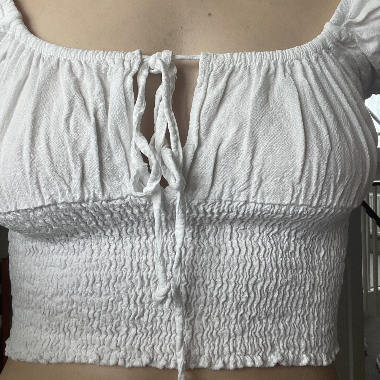 Subdued White Short Sleeve Summer Top Amazing... - Depop