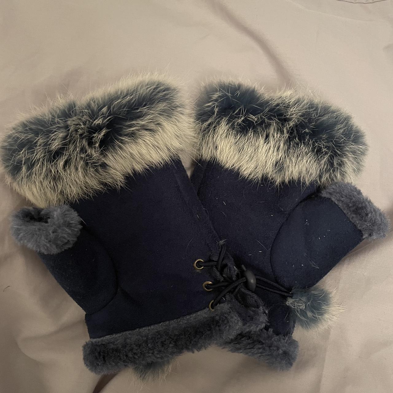 Women's Gloves | Depop