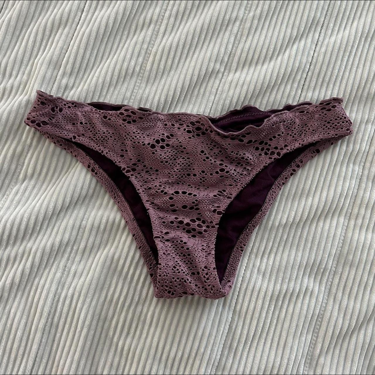 ruched mauve swim shorts 🐇 size : medium 💿 bundle... - Depop