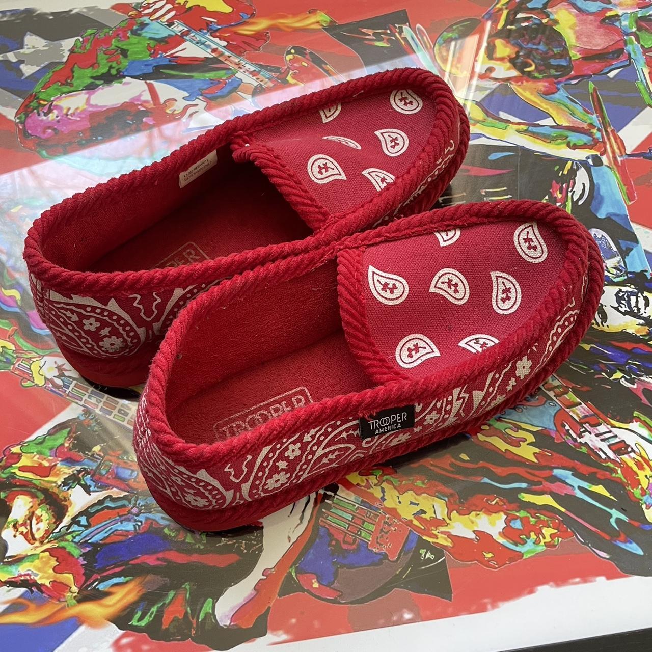 Trooper american slippers. women’s 7. condition is... - Depop