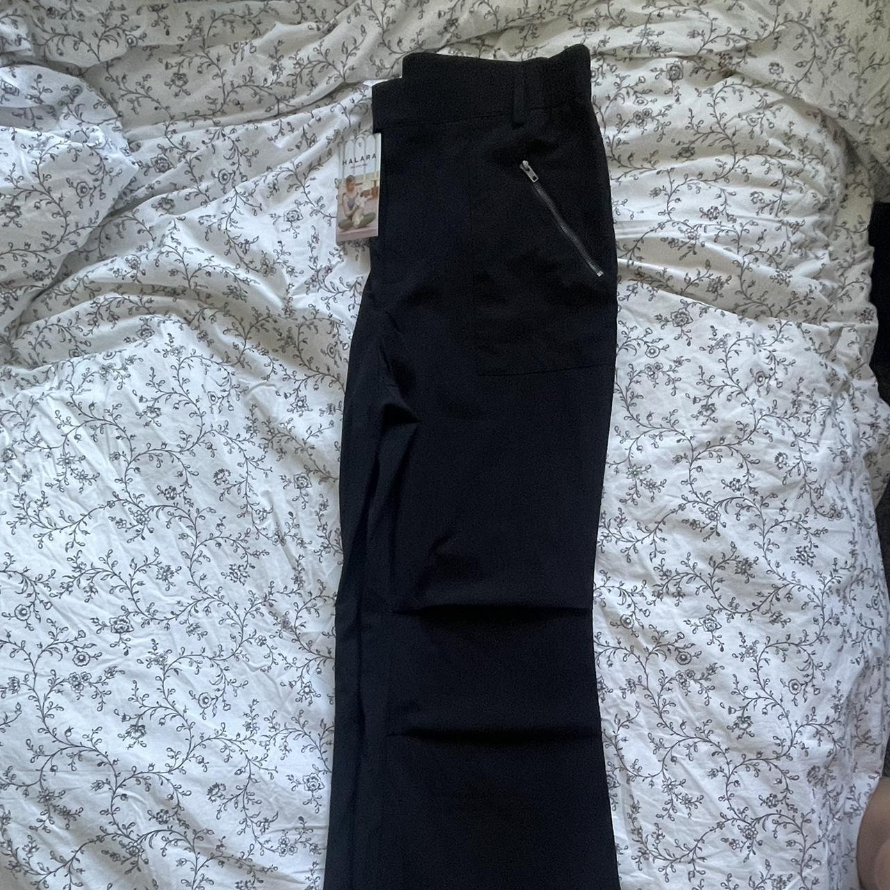 NEW HALARA wide leg pants Super cute but... - Depop