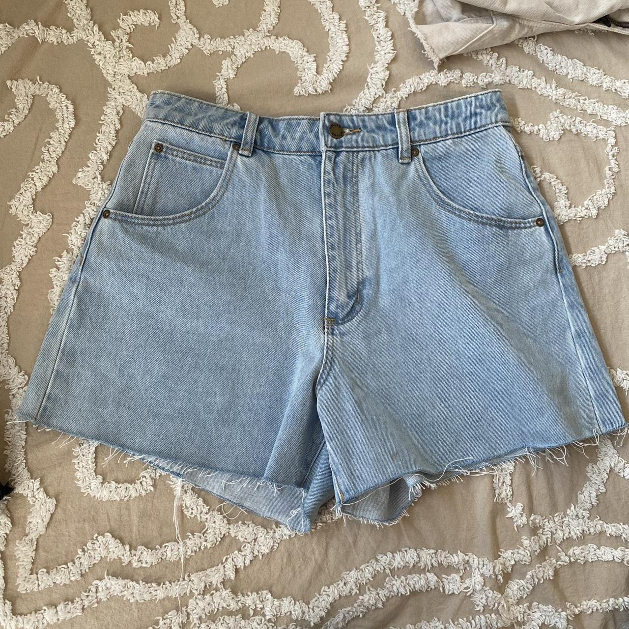 Rollas Denim Jean Short High Rise Loose fit - Size 29 - Depop
