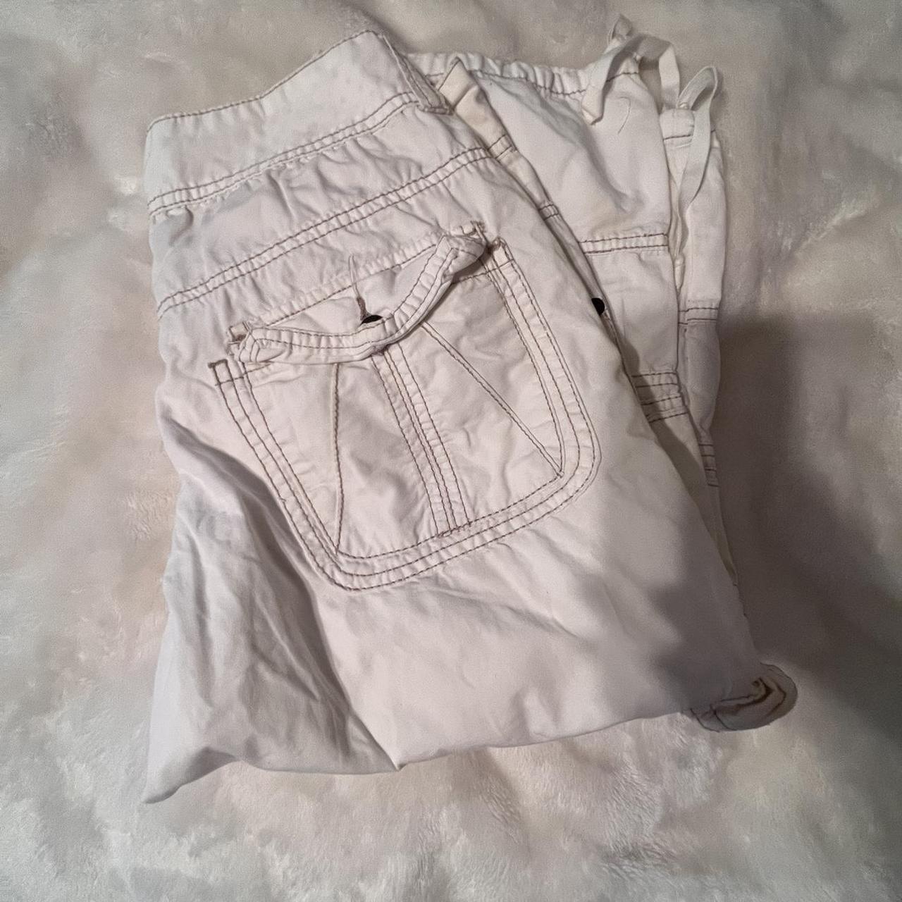 White Cargo Capris! Worn but in good condition,... - Depop