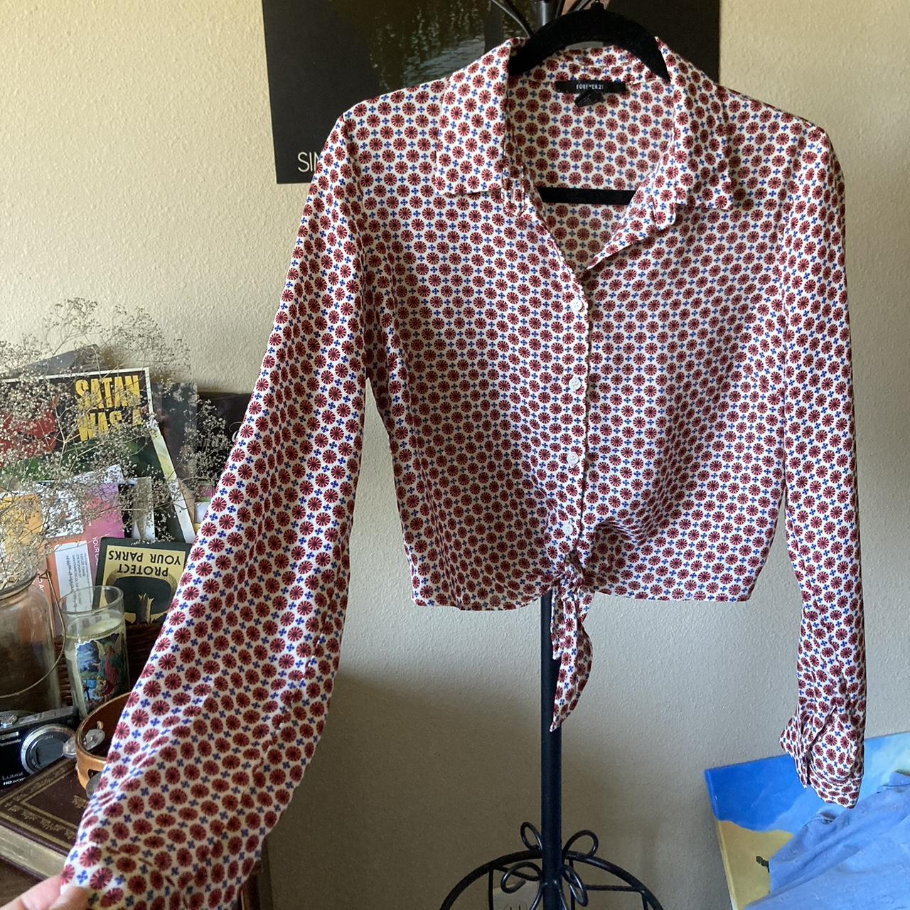 super cute patterned button down shirt! - cropped... - Depop