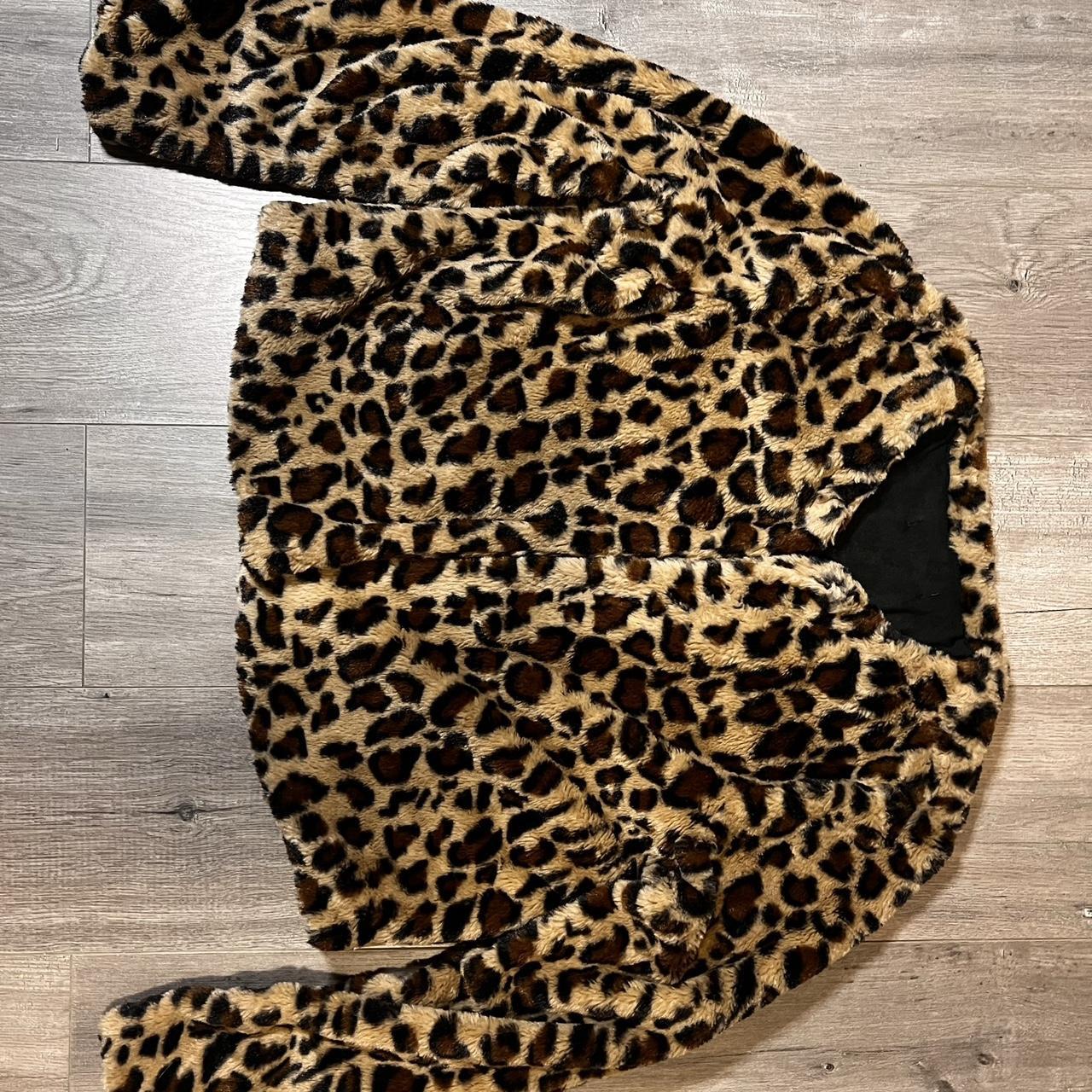 LEOPARD FAUX FUR COAT #furcoat #leopard #cunty #Y2K - Depop
