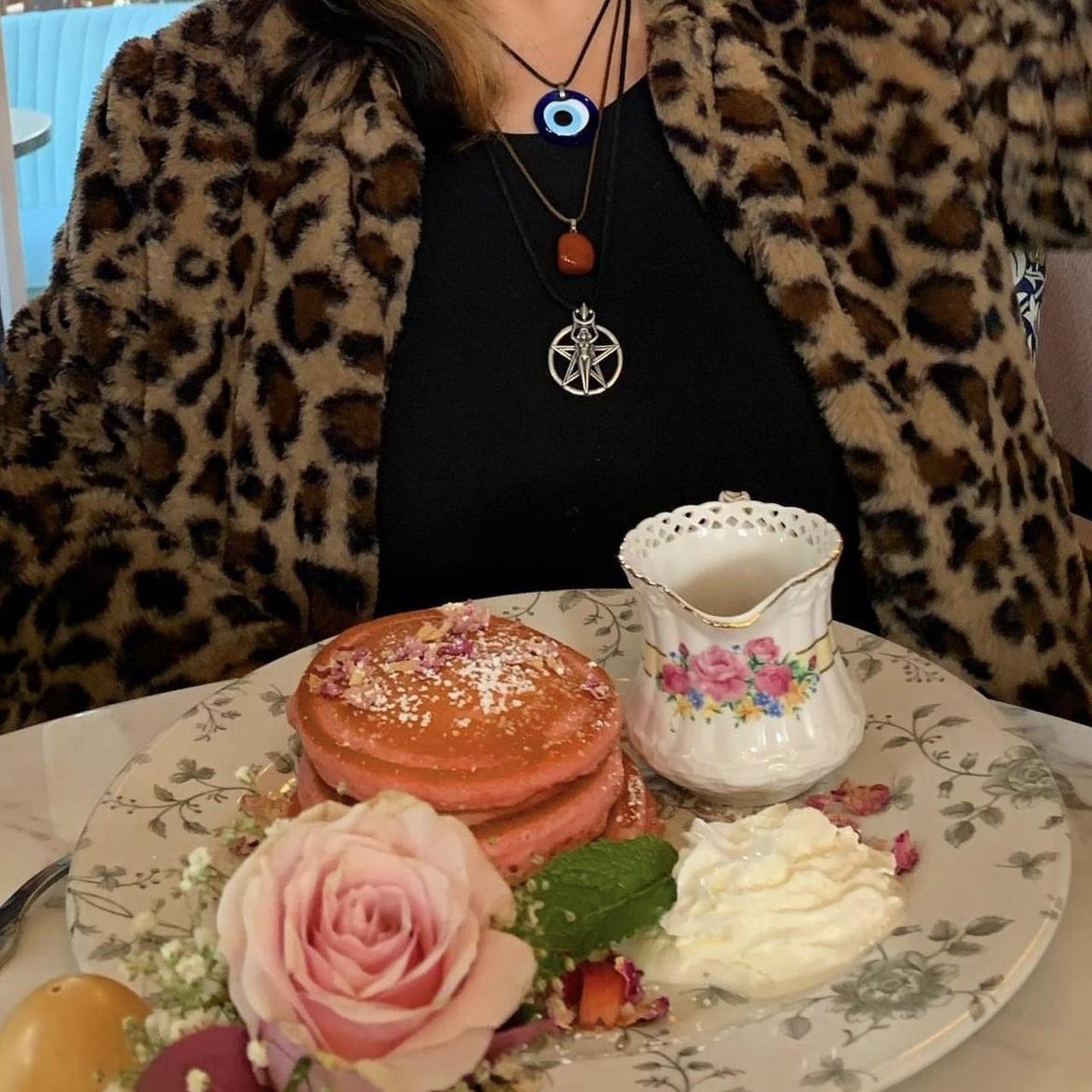 LEOPARD FAUX FUR COAT #furcoat #leopard #cunty #Y2K - Depop