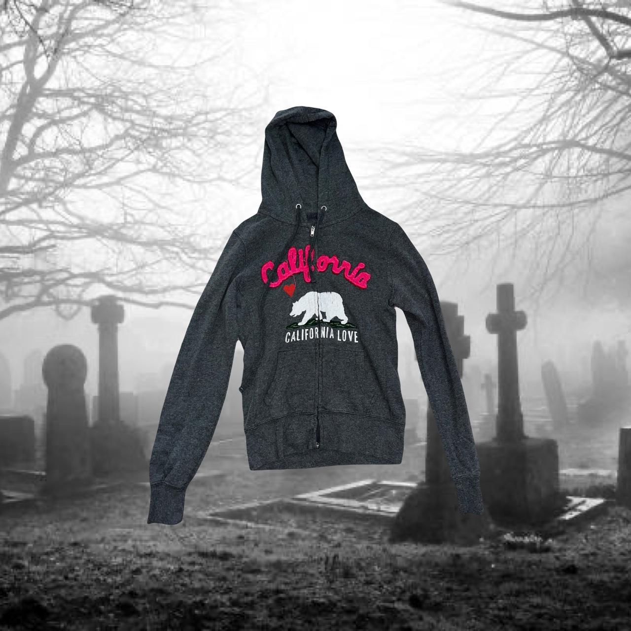 sexy california reflex zip up in a size M. no flaws,... - Depop