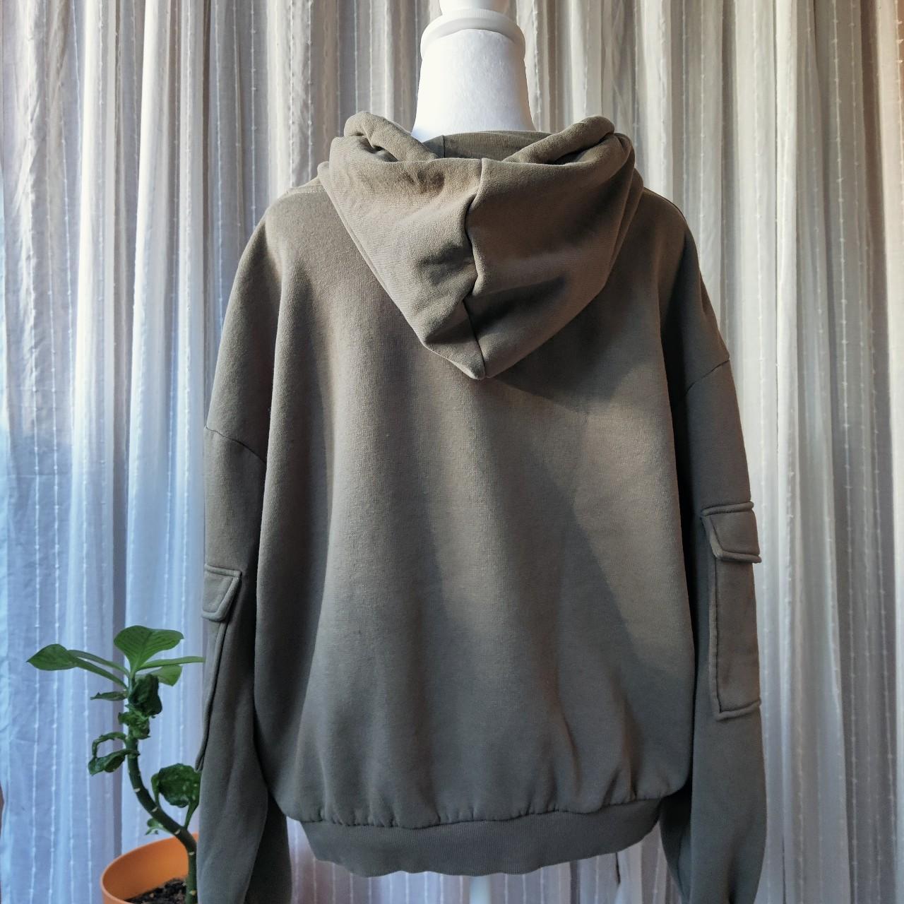 ₊⊹Olive green hoodie with side pockets on the... - Depop