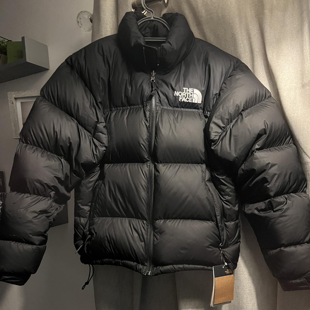 North face puffer jacket in size small worn a fair... - Depop