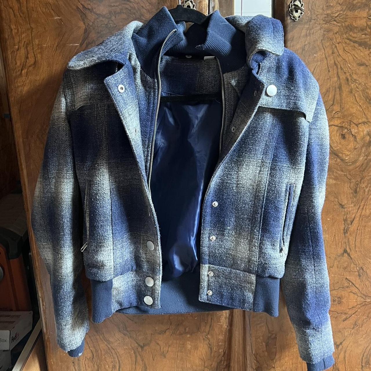 Urban outfitters jacket Super warm! - Depop