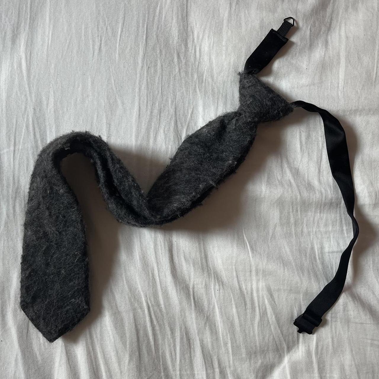 Unique felt tie by Public Image. 21” long - Depop