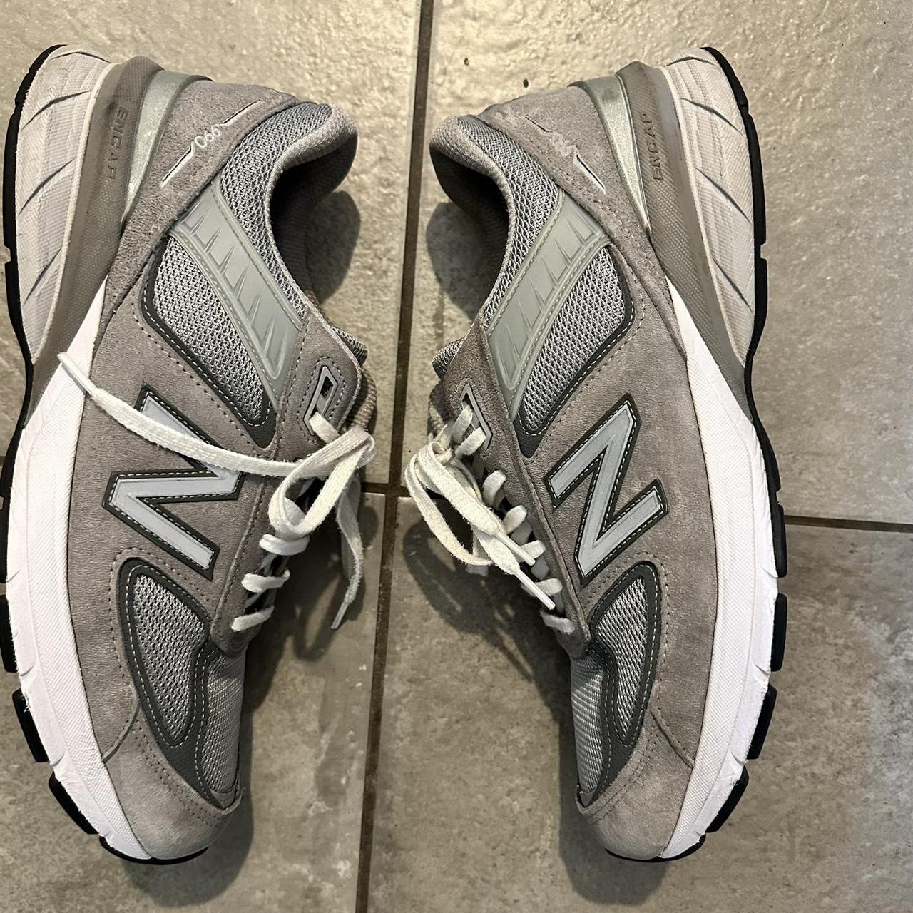 New Balance 990 v5 - Size 10 - used in great... - Depop