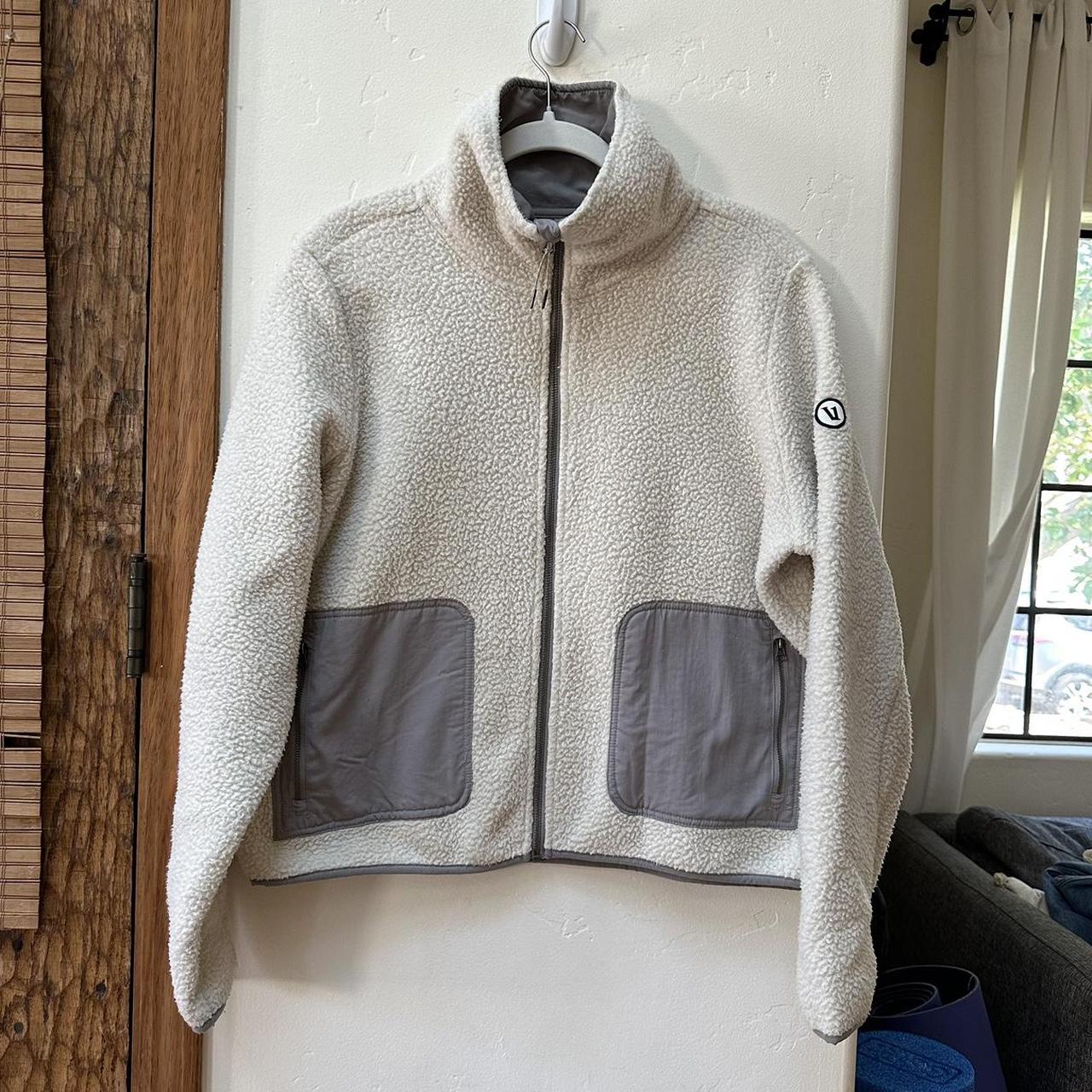 Vuori Sherpa jacket Worn frequently, excellent... - Depop