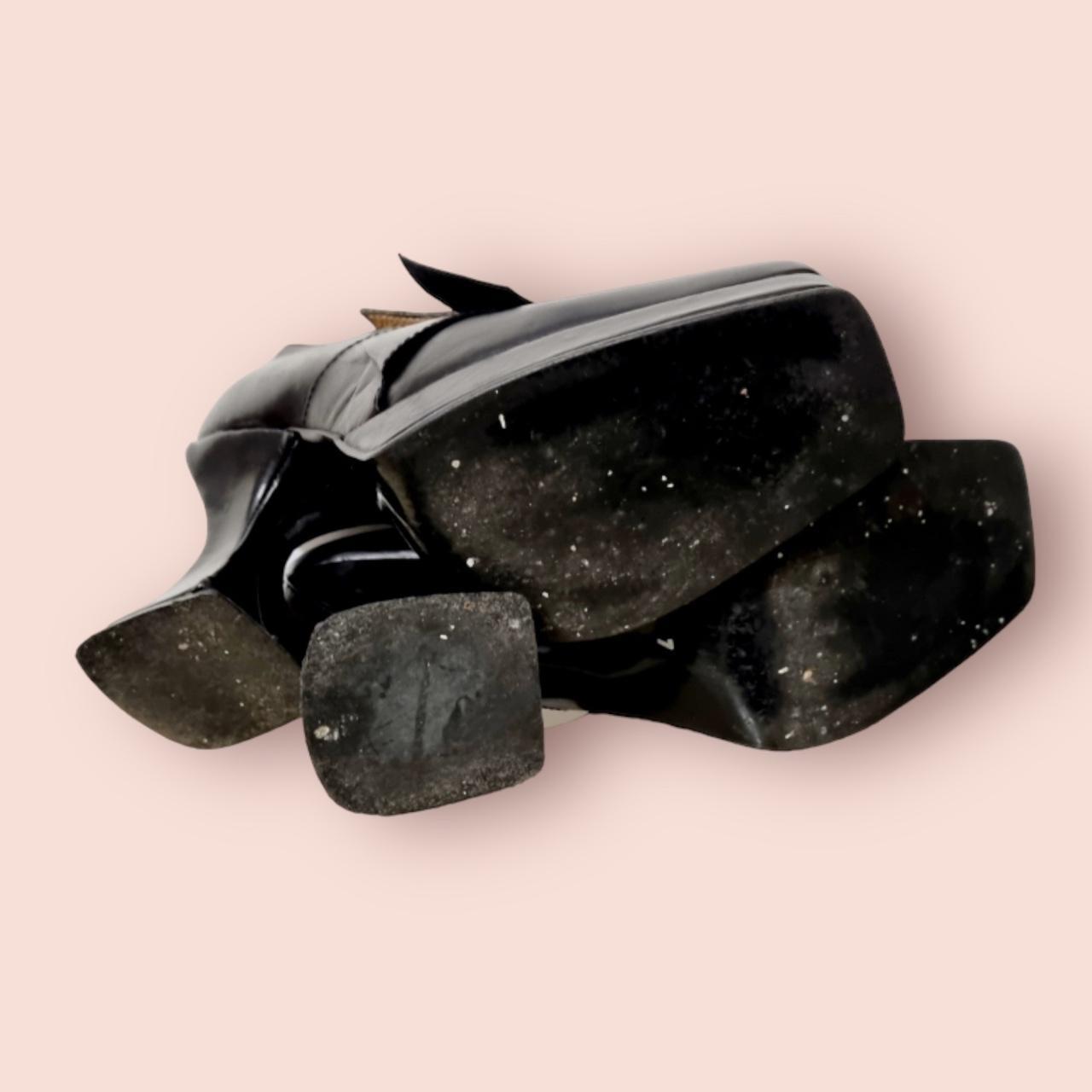 Rare vintage 90’s Underground London platform witch... - Depop