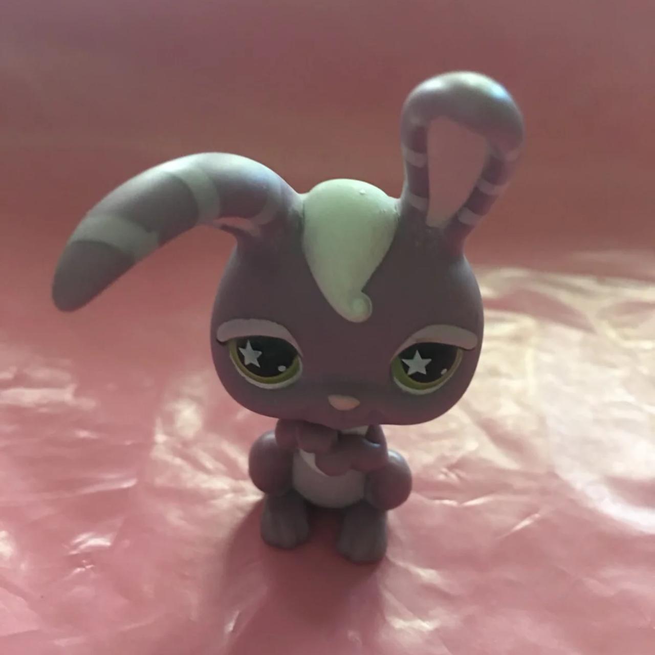 LPS littlest pet shop Rabbit 🐇 828 Flaws some... | Depop