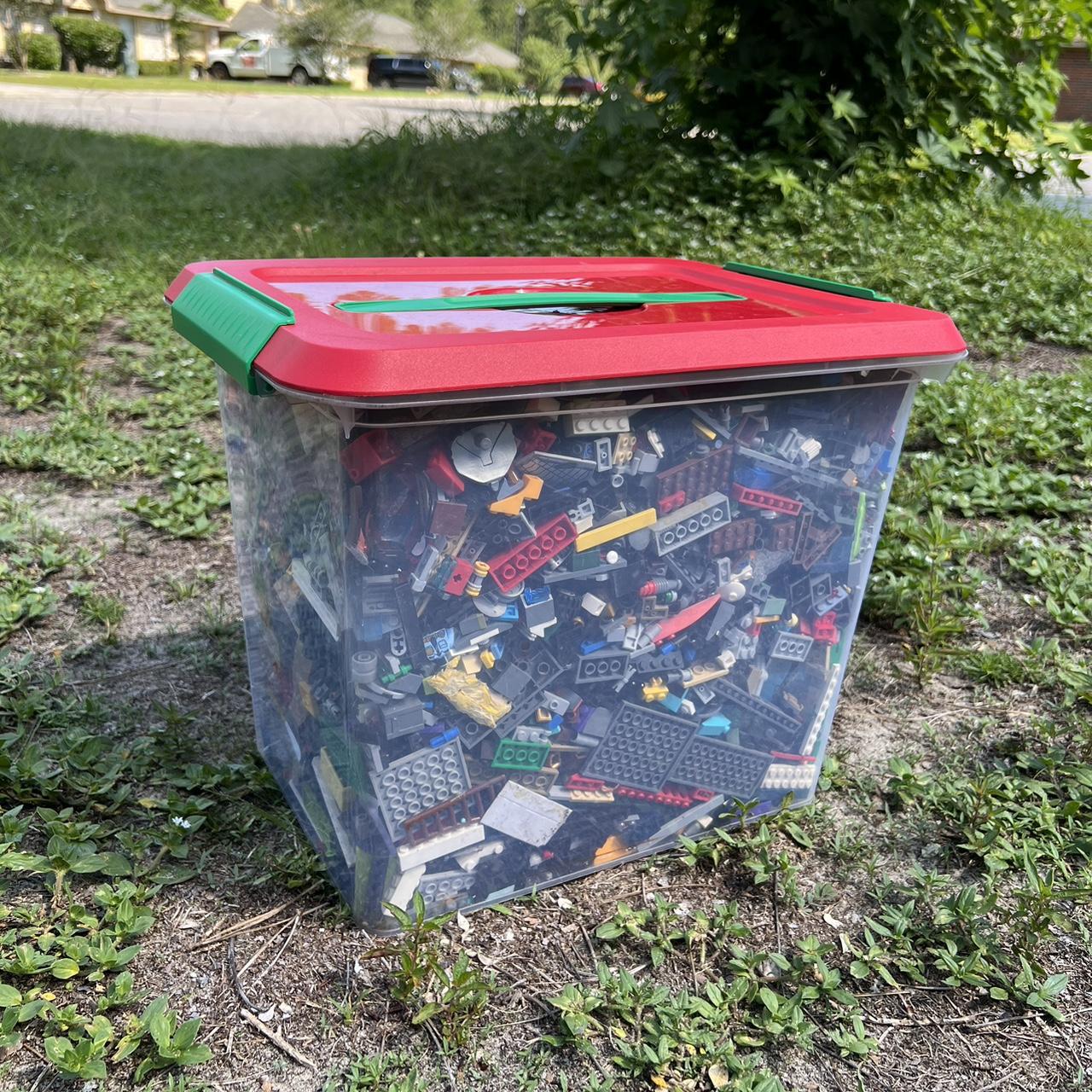 200 Pcs LEGO Bulk Lot Assorted Pieces Bricks Pins... | Depop