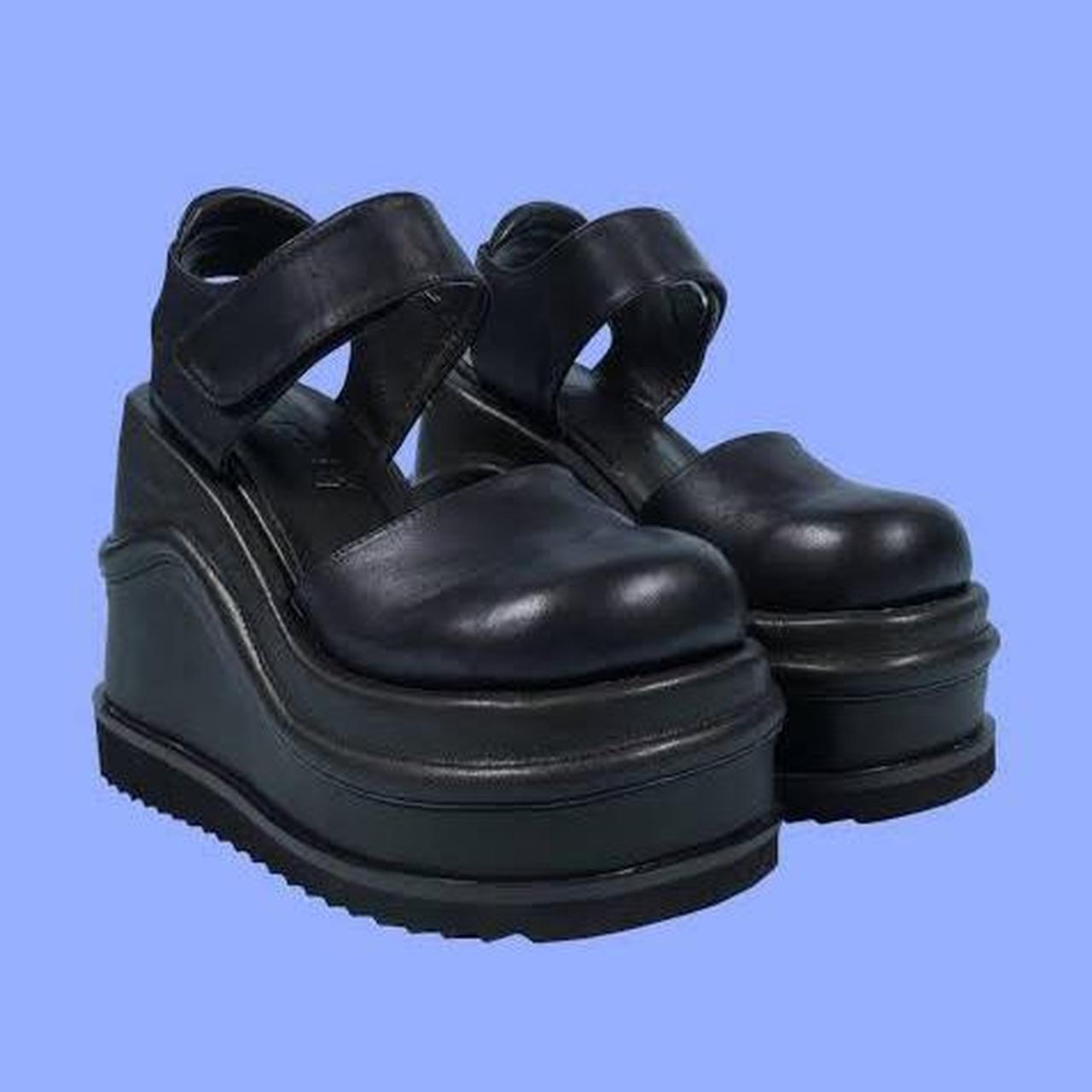 Unif wave platforms - Depop