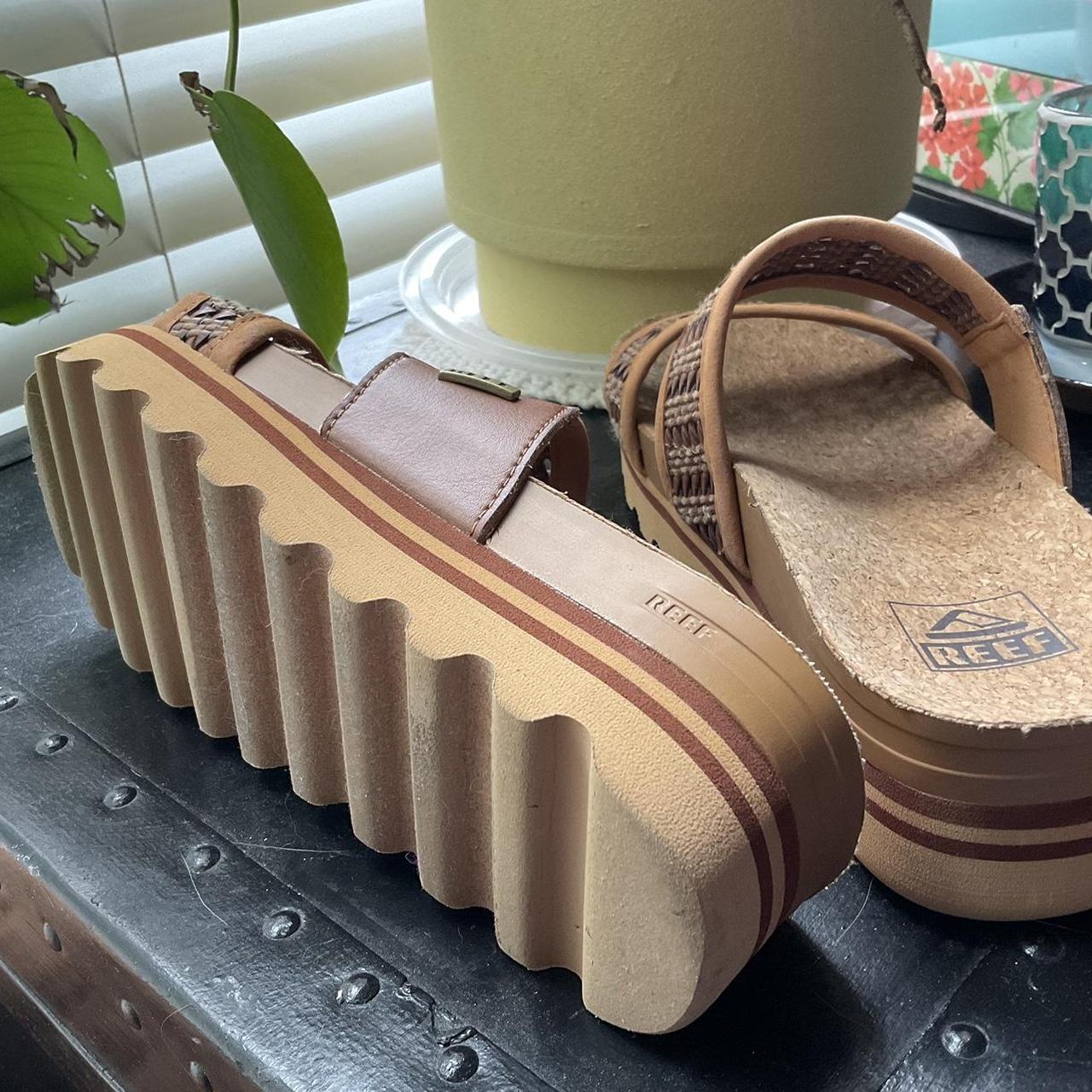 Reef Women's Tan and Brown Sandals | Depop